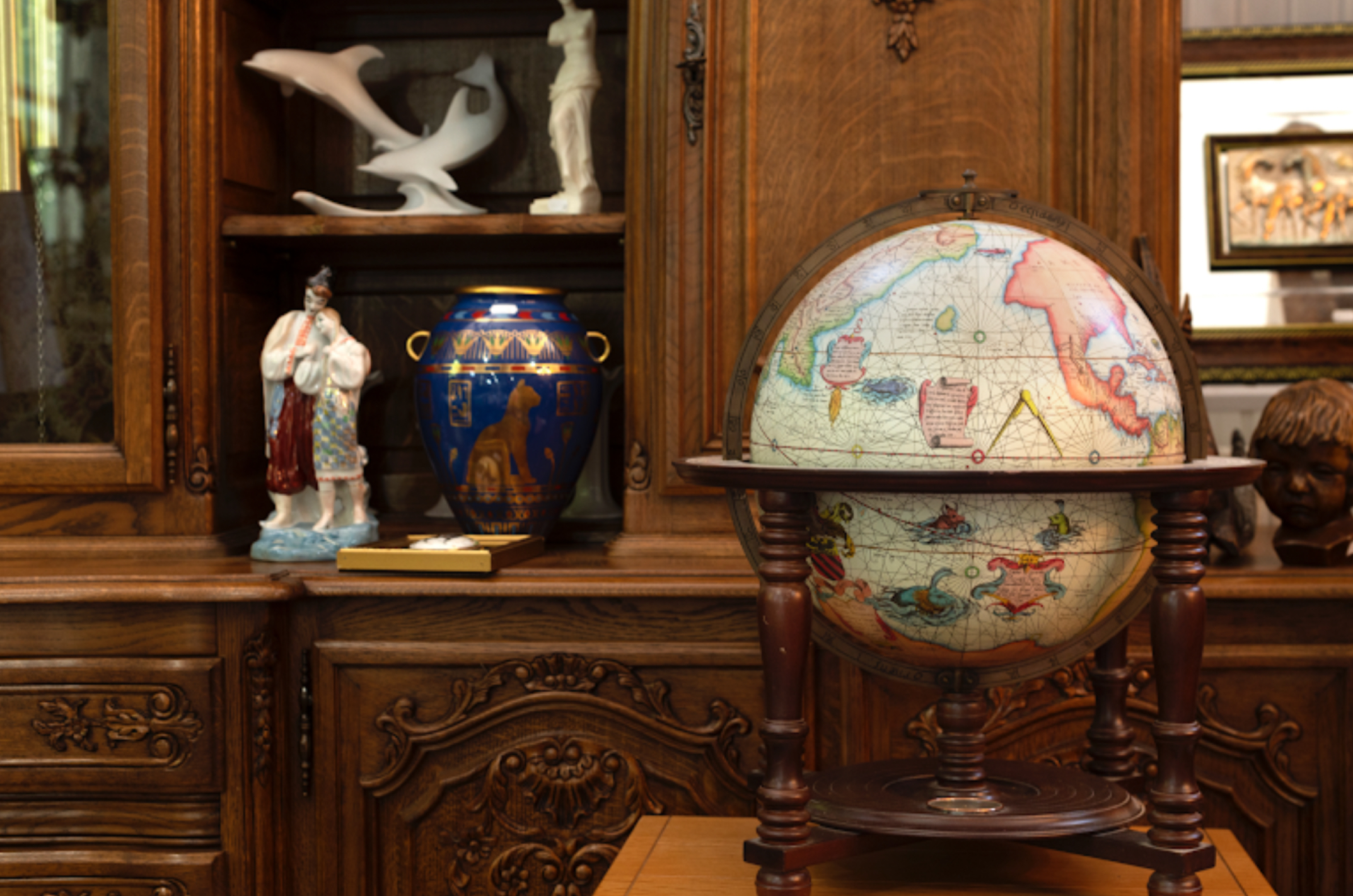 Insider Tips from Expert Collectors: How to Identify a Valuable Piece